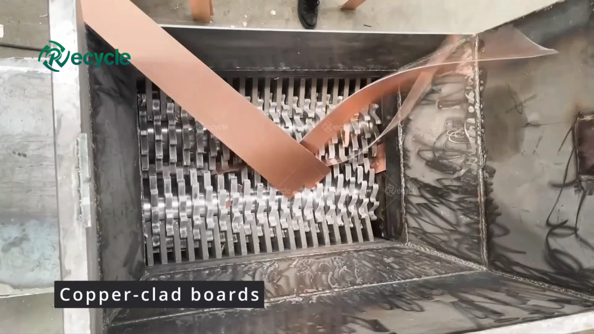 2 Shaft Plastic Recycling Machinery Tires/scrap Metal/wood/paper/bottle ...