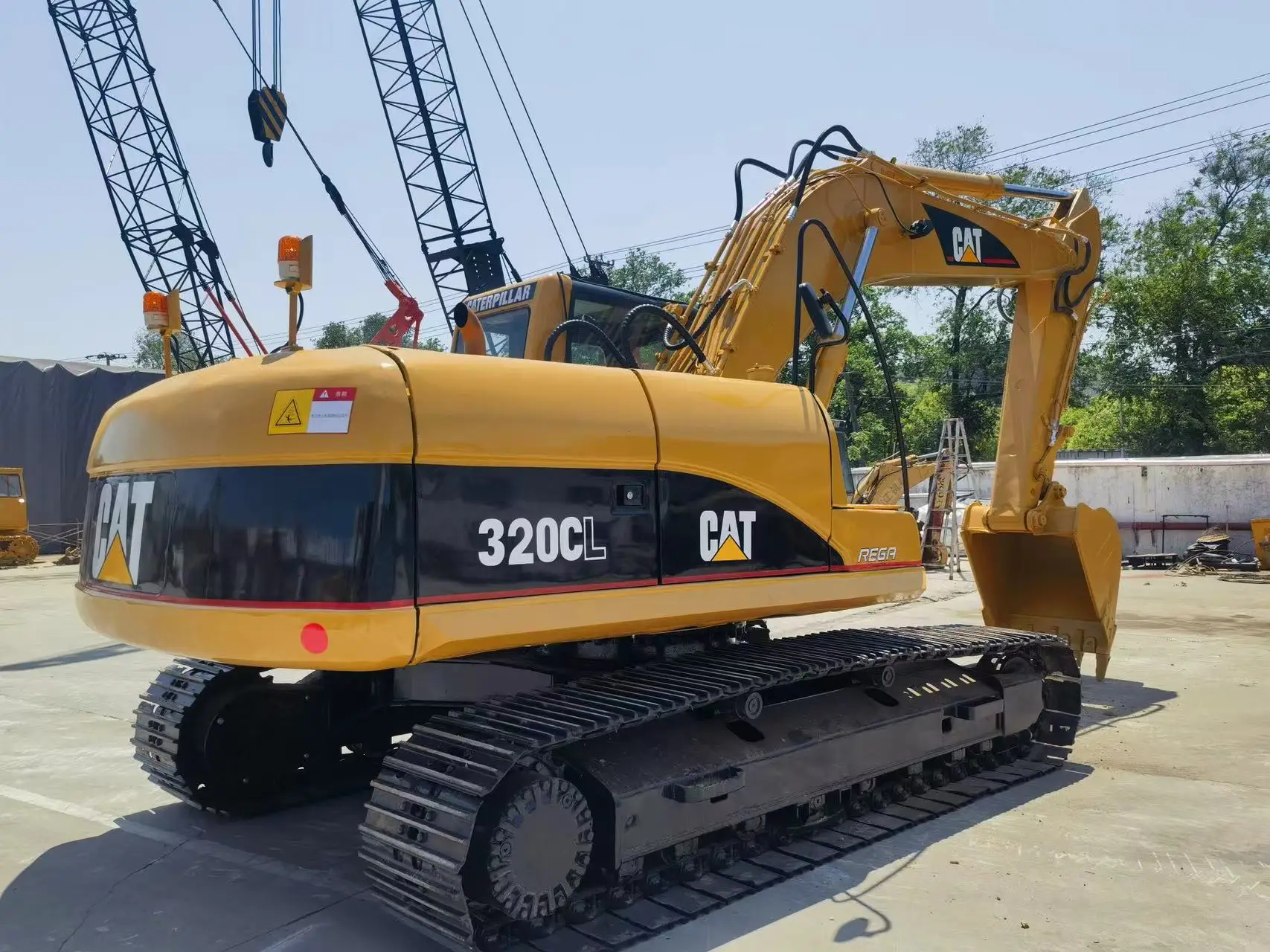 Good Quality Used Cat 320CL Crawler Excavators with Factory Price ...