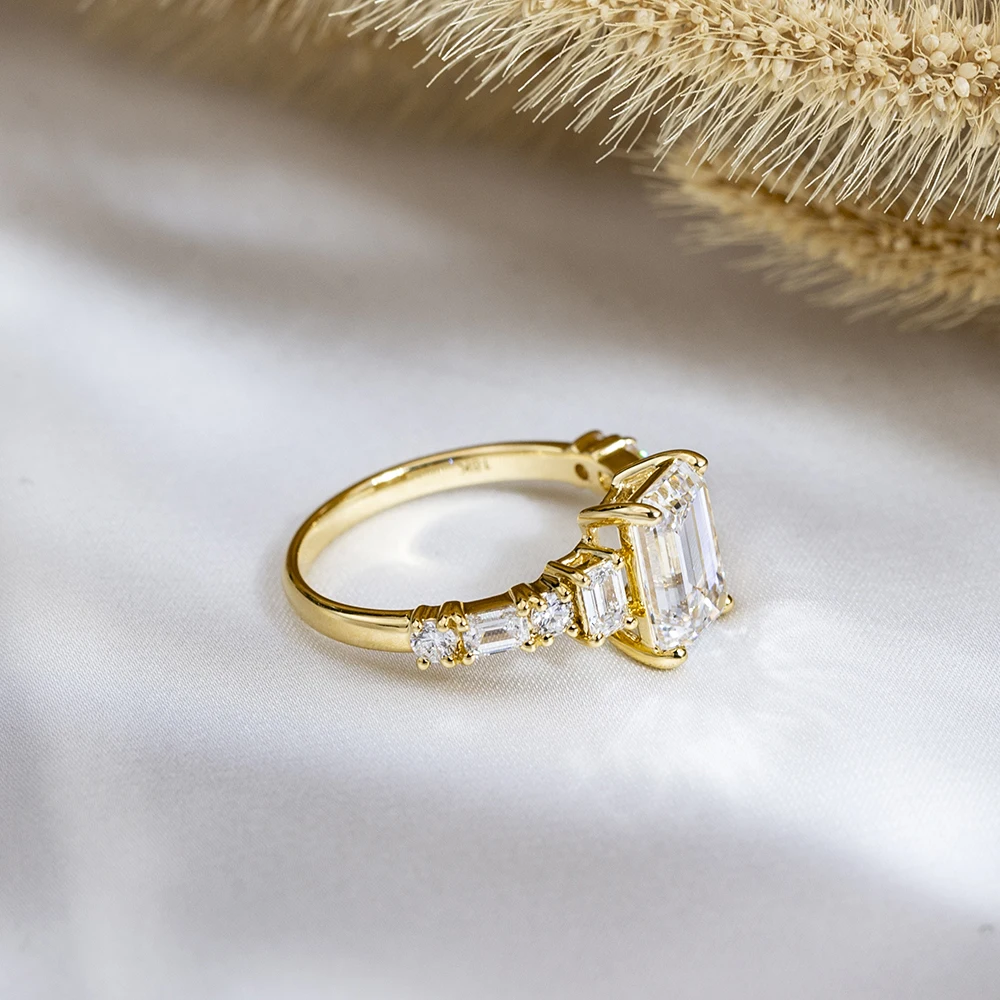 Custom IGI Certificate Gold Jewelry 18K Emerald Cut 2.8CT D VS1 CVD Lab ...