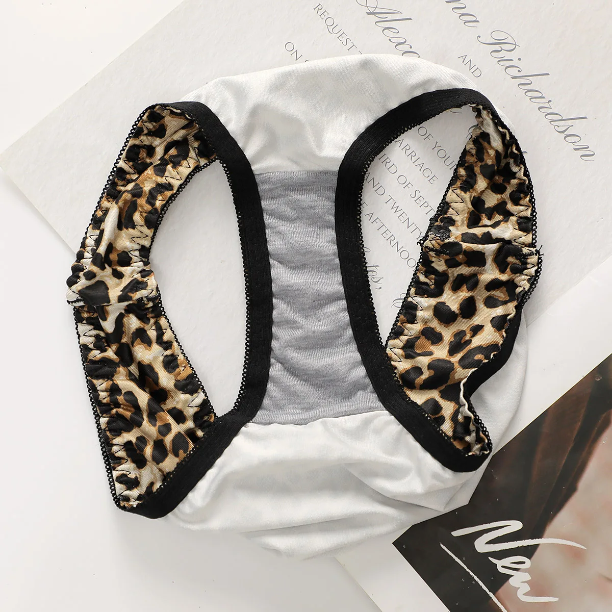 Sexy Leopard Pattern Underwire Bra Panty Set - Cup Sizes 85B, 90B, 80B, 75B