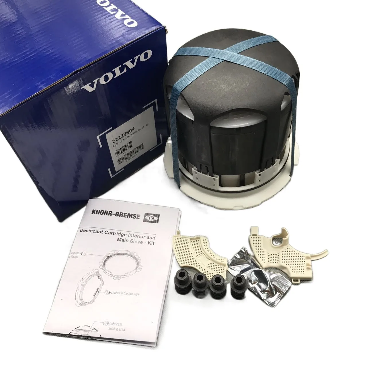 Transmission Oil Filter 22223804 For Volvo Truck Engine 21412848 ...