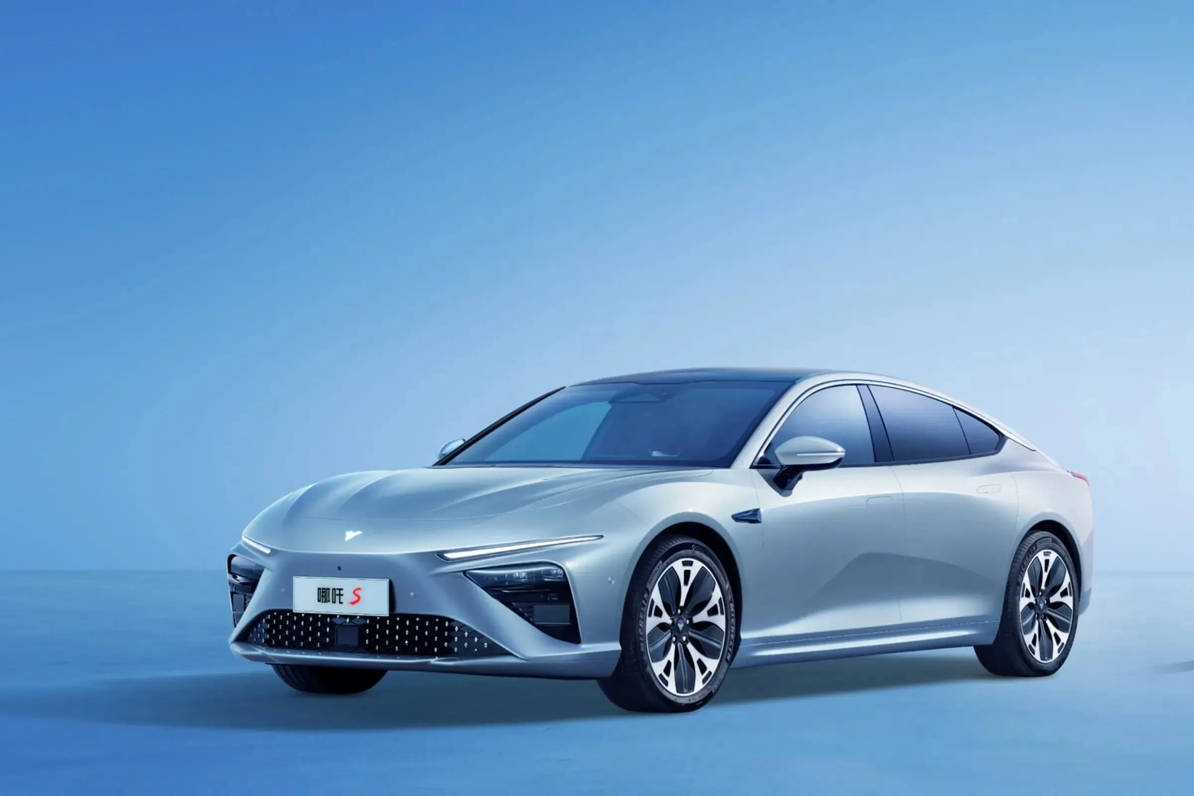 Brand New Neta S Hybrid Phev 4-door 5-seat Sedan New Energy Vehicles ...