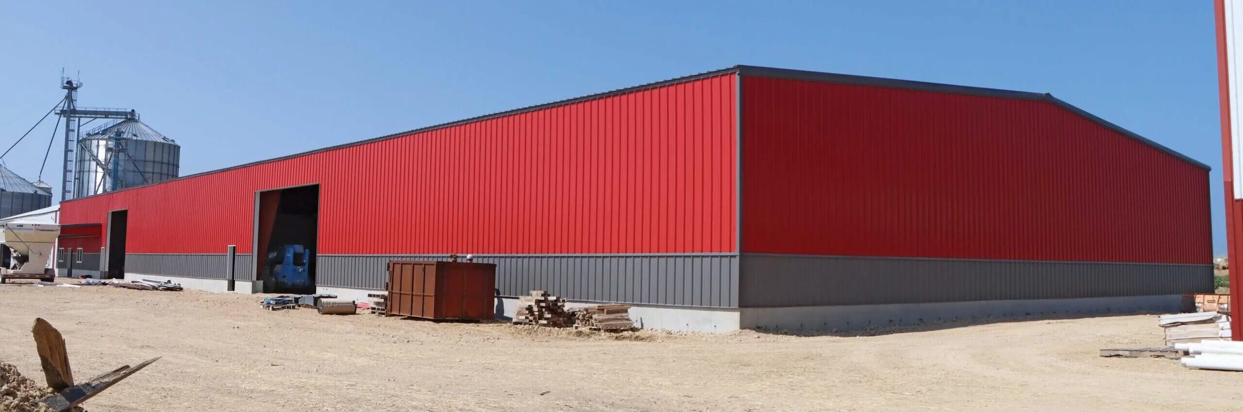 Customized Prefabricated Pole Barn Kits - Durable & Efficient