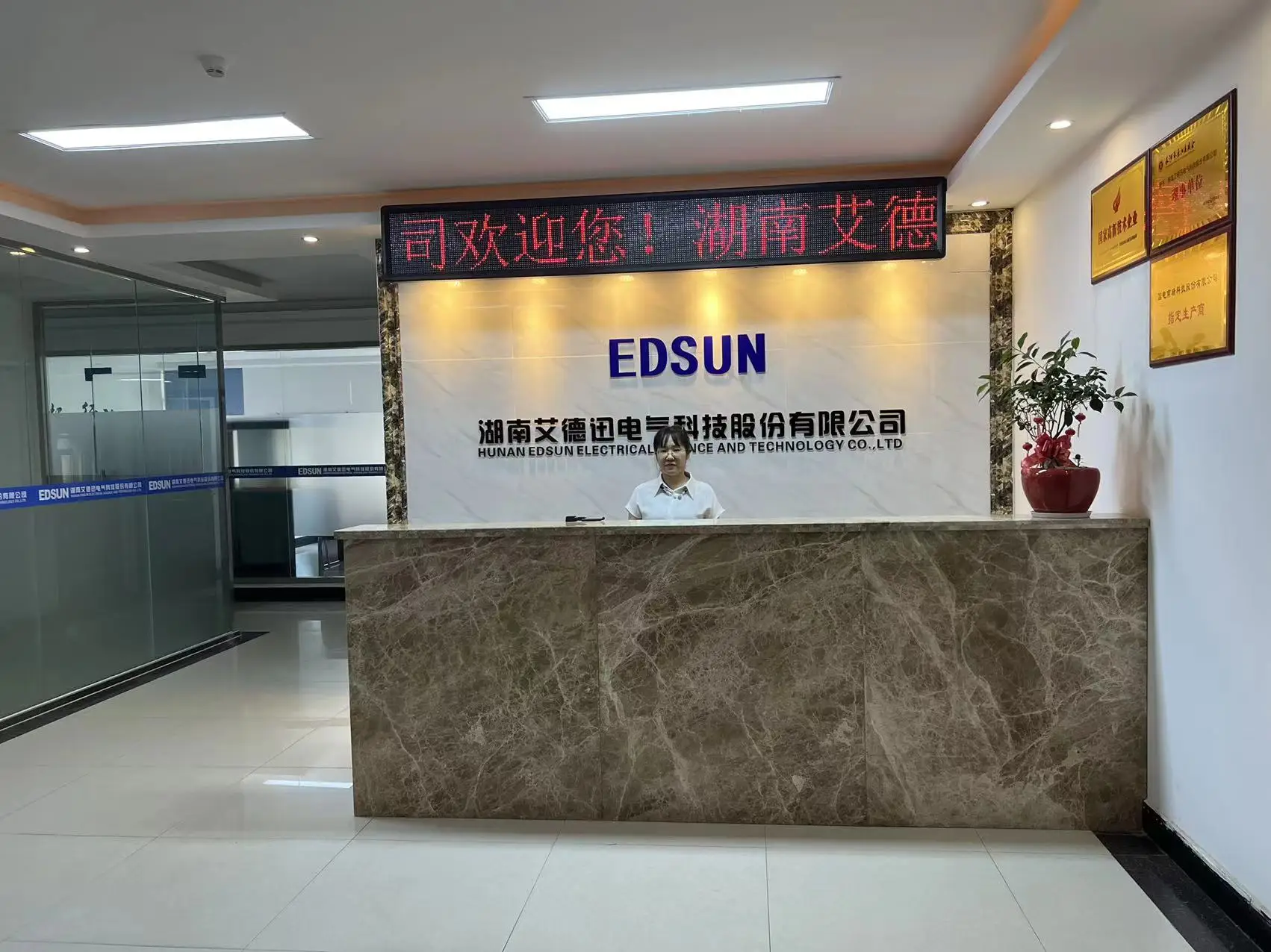 High Quality Multiple Protection Chint Molded Case Circuit Breaker 3p ...