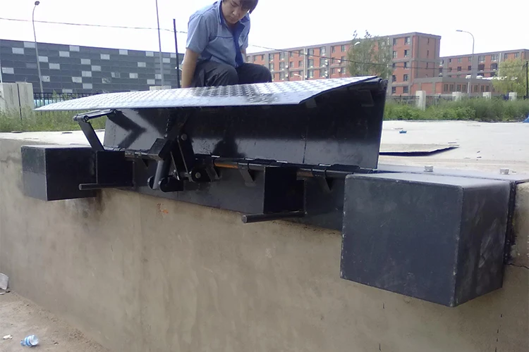 High Quality Portable Platform Dock Leveler - 25000LBS-55000LBS