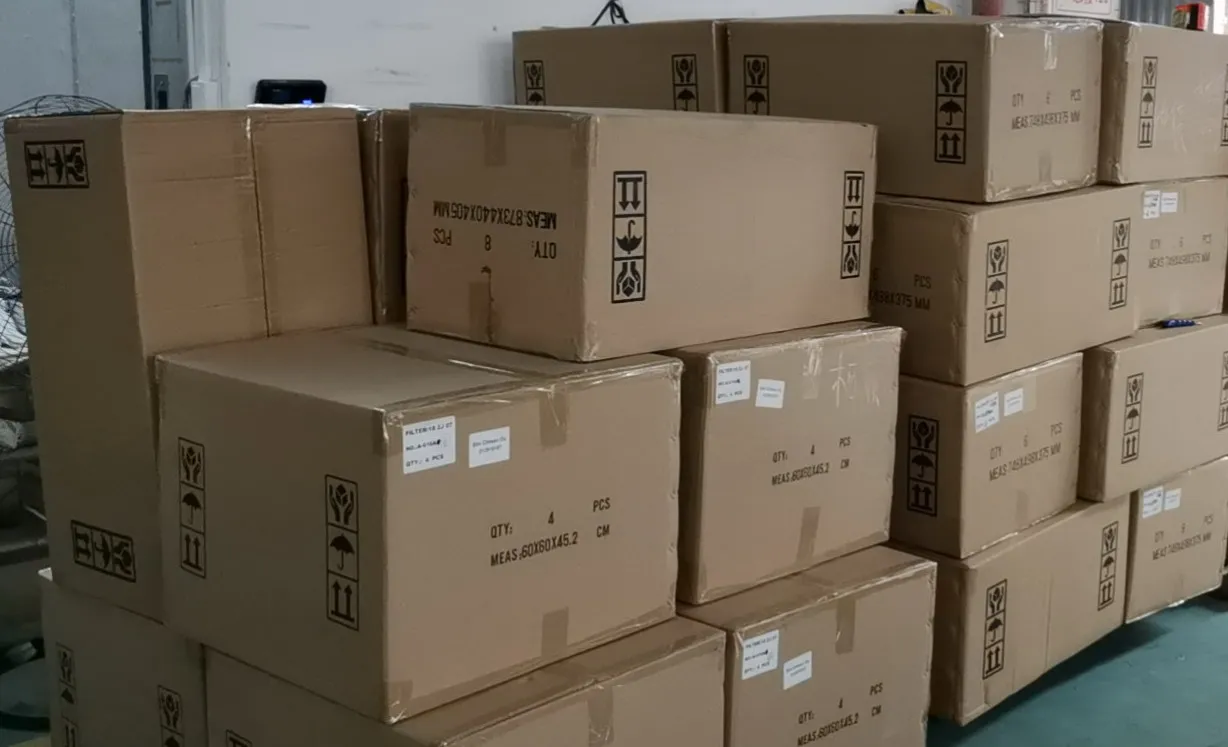 For P502522 750201012172 Replacement Zx330-3 Zx360-3 Diesel Fuel Filter ...