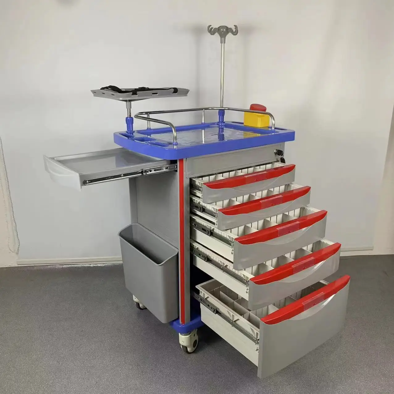 Medical Small Carts - Emergency & Drug Transport Vehicles