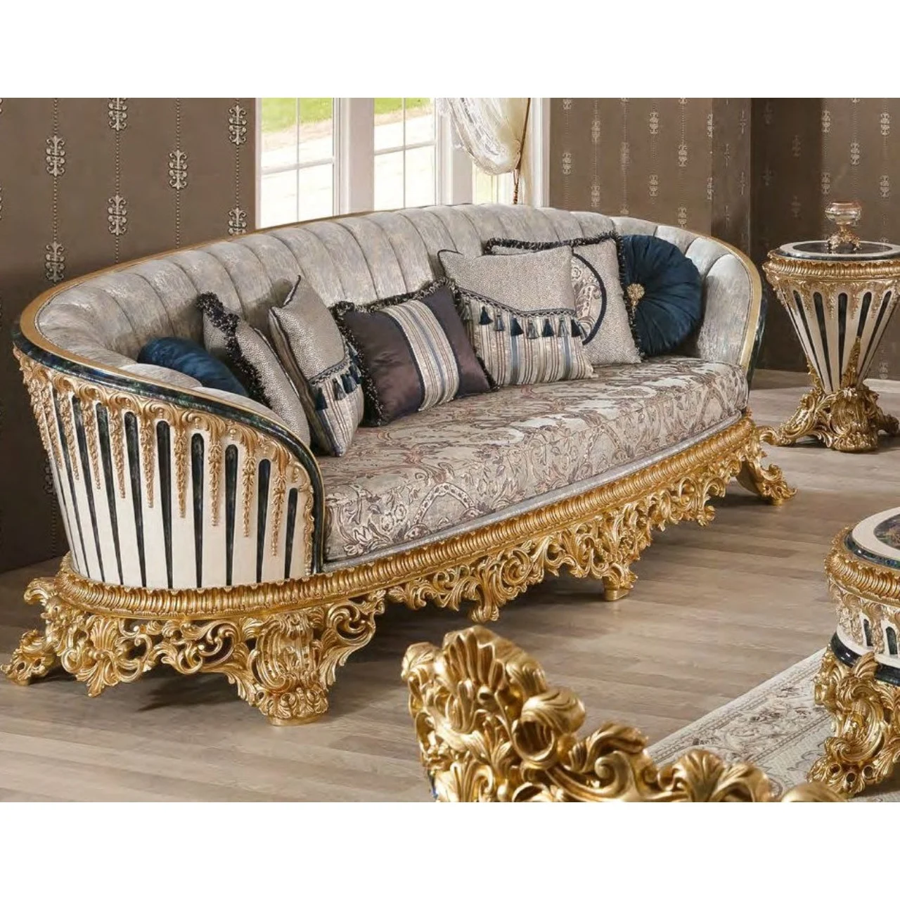 Classic Sofa - Luxury European Style Couch for Living Room