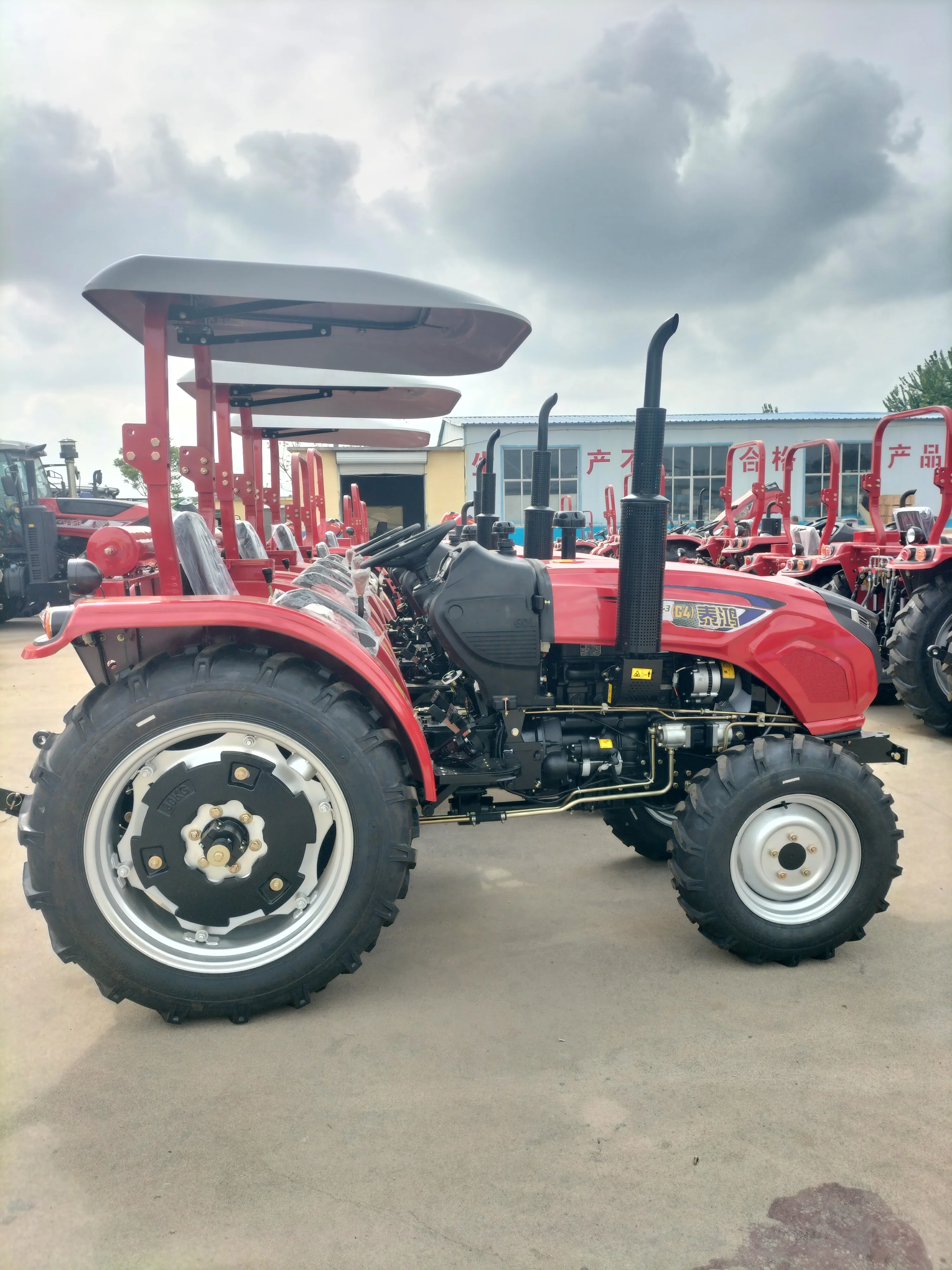 New Tractor 4x4 Wd Agricultural Equipment Farm Machinery Tractor Small ...