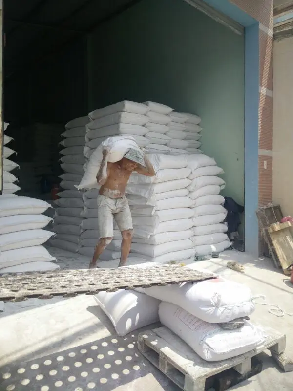 Vietnamese Tapioca Residue Powder/pellet Dried Animal Feed For Pig Dog ...