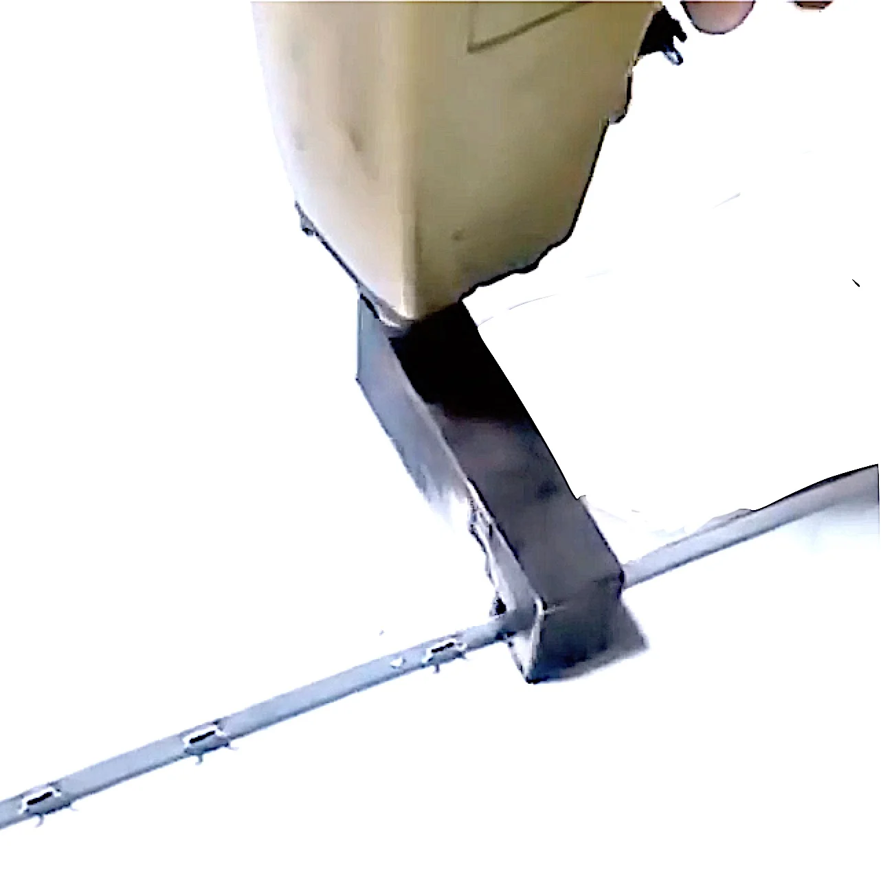 TY86130H Pneumatic Metal Sheet Clinching Tool - Tarboya