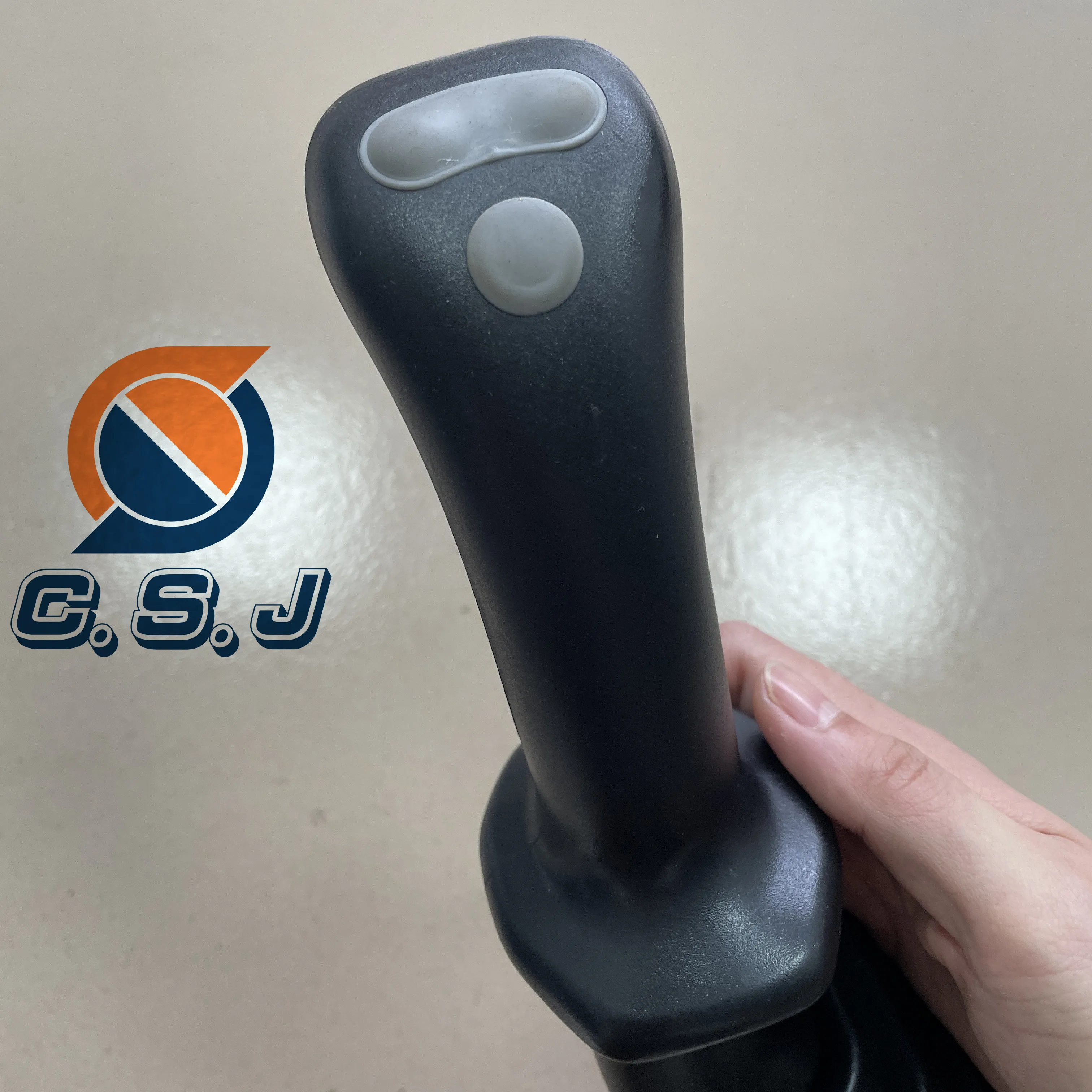 Hydraulic Joystick Handle Valve for R200 R220 R300-3 R210 R215-9 R220-9 ...