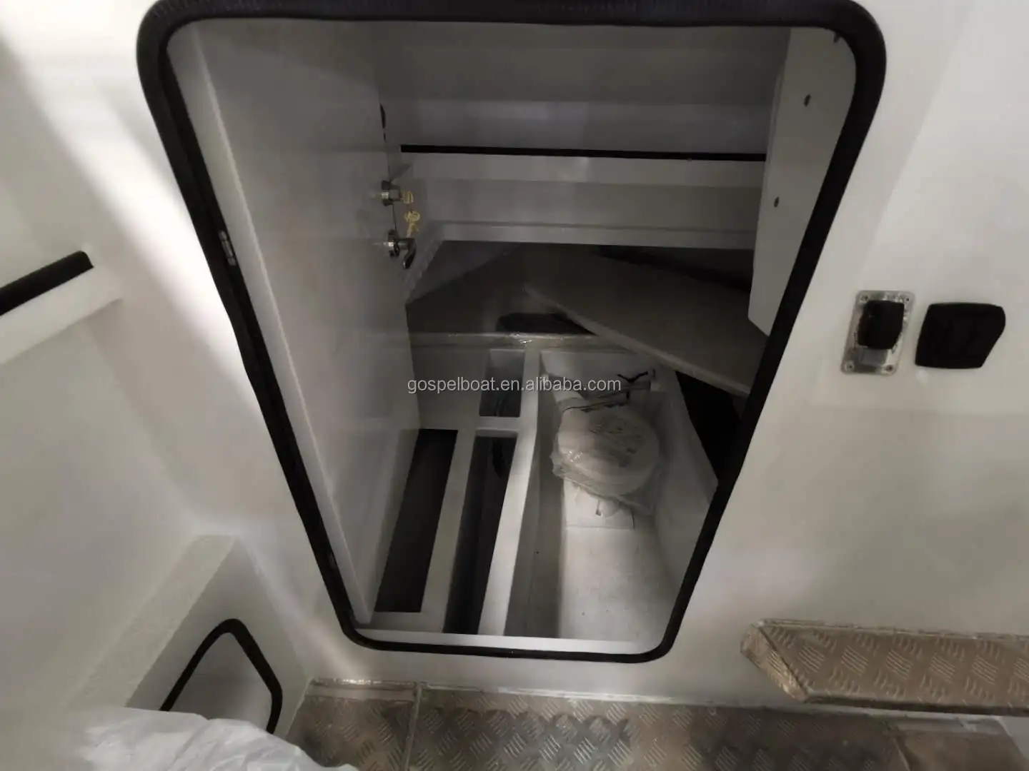 Deep V Bottom Fishing Boat 25ft Center Cabin Aluminum Cruiser