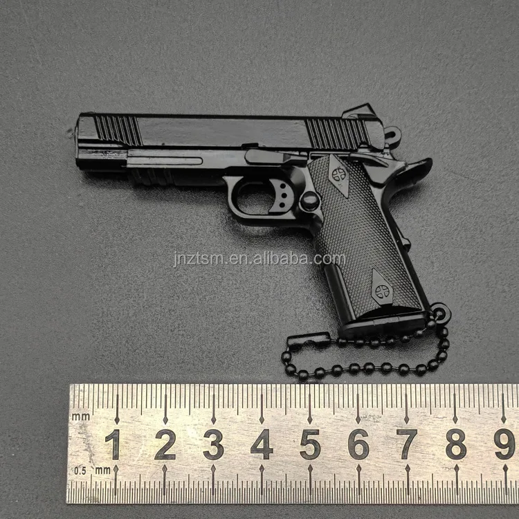 Wholesale 1:3 Mini Metal 7cm Toy Gun Keychain with Bullets
