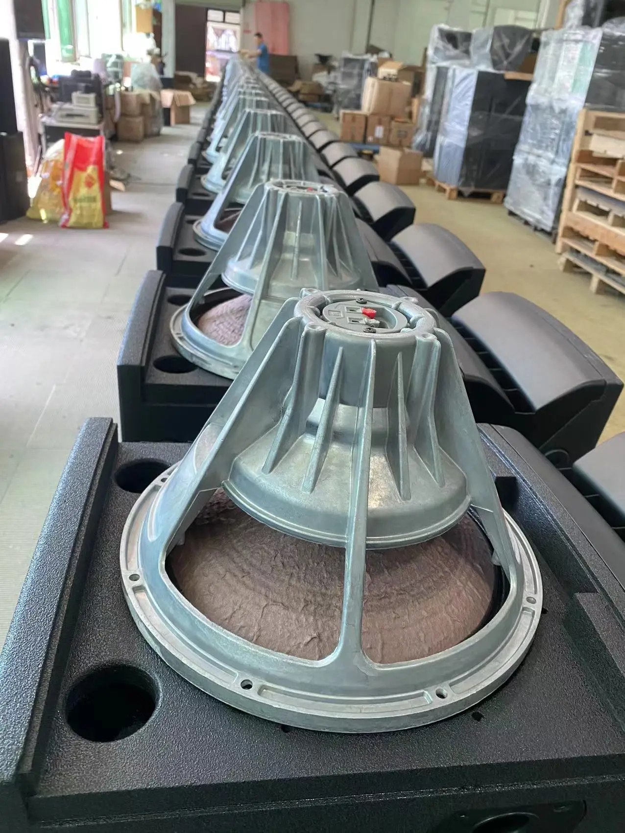 V-932 12 Inch Array Line Speaker System for Professional Audio