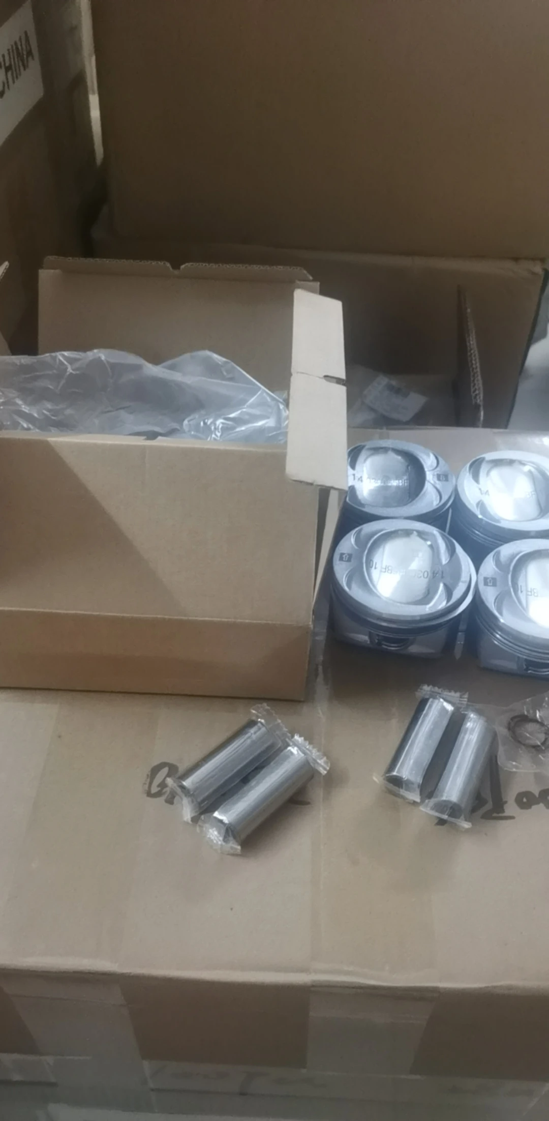 标准尺寸03c107065bf Pm004900发动机活塞，用于vw 1.4tsi Cav Cavd Cavd Ctg Ctja Cnub ...