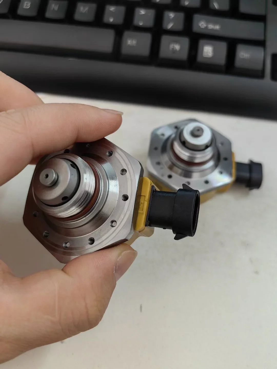 3125620 Fuel Pump Solenoid Valve For E320d 286-1511 312-5620 Excavator ...