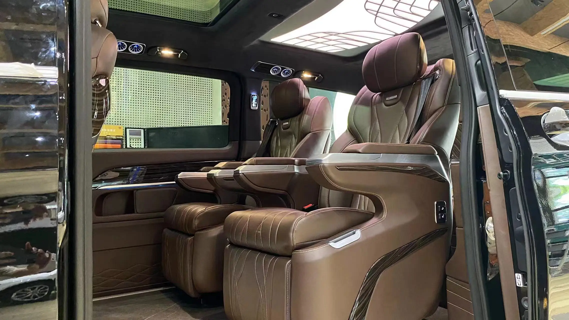 VIP Electric Modified Captain Seat for Mercedes Vito Metris Sprinter ...