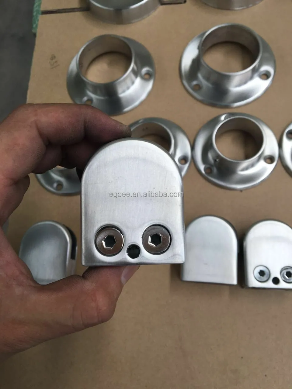 304 316 Balcony Glass Railing Clamps - D Type Stainless Steel Color ...