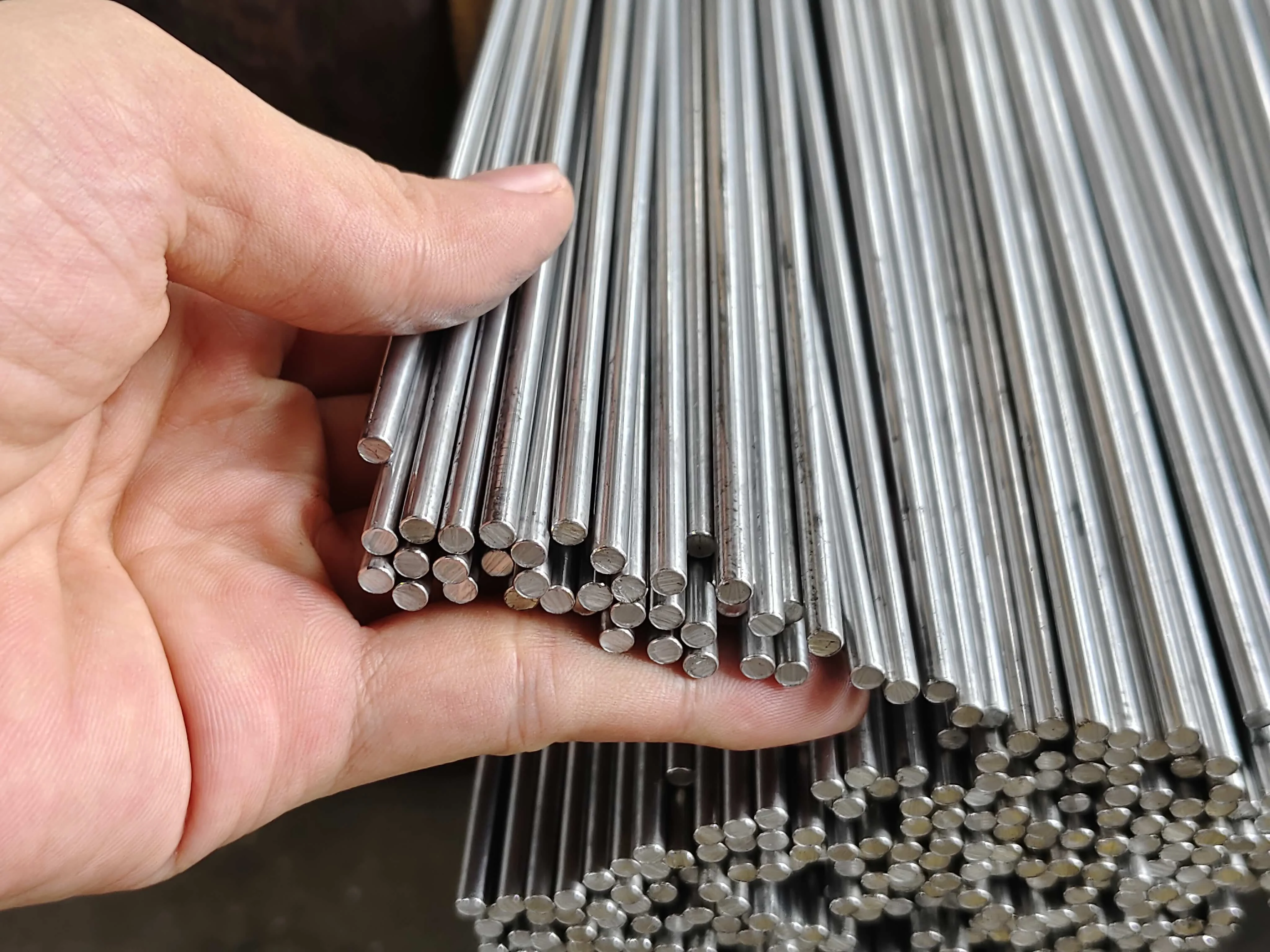 High Strength Aluminum Square Rod Bar Rail Transit Metals