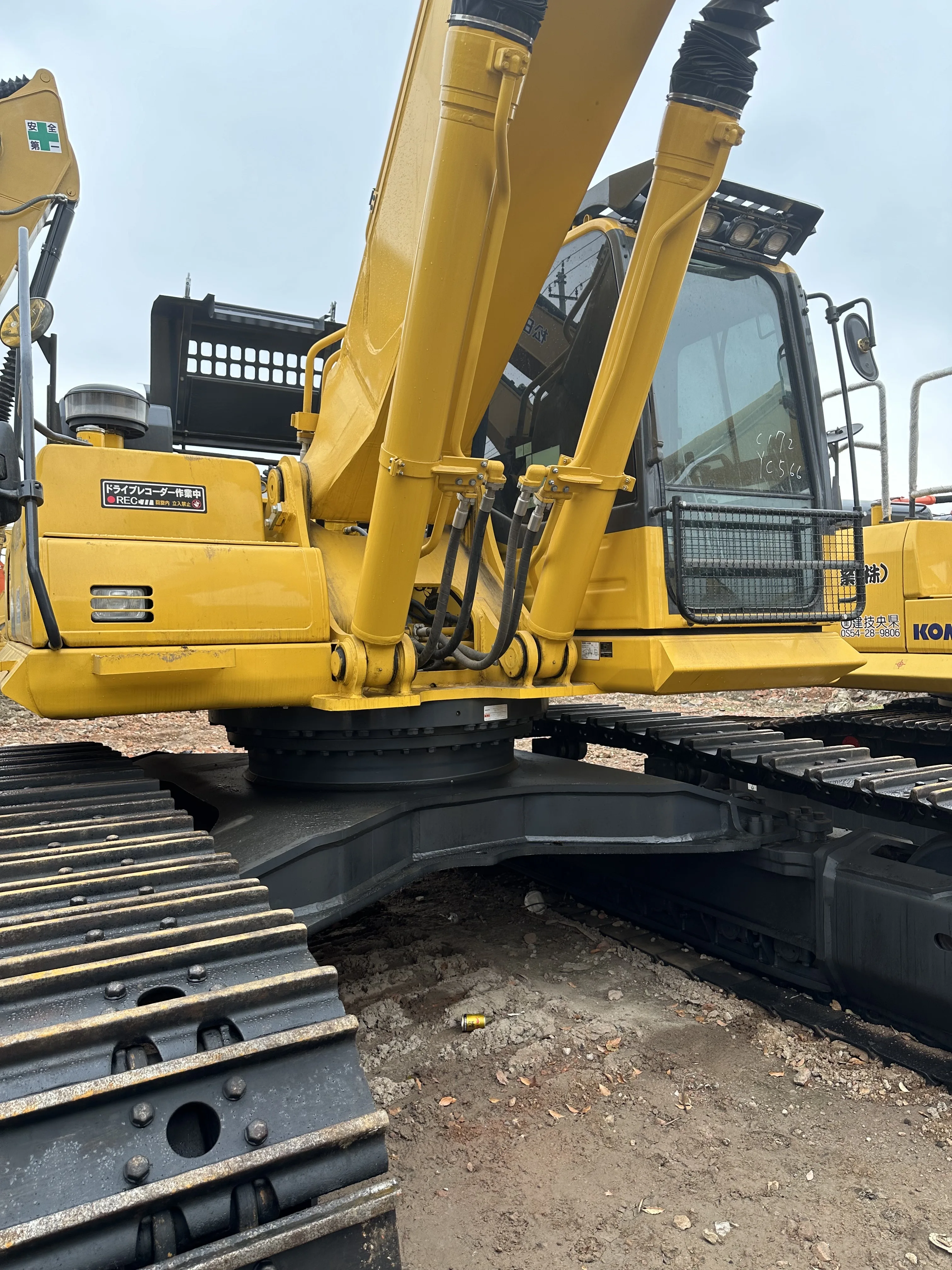 Used Japan Digging Machine komatsu Pc300 Pc300-7 Crawler Excavator ...