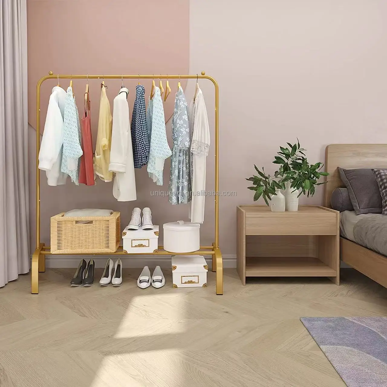 Modern Metal Clothing Display Racks With Gold White Black Movable ...