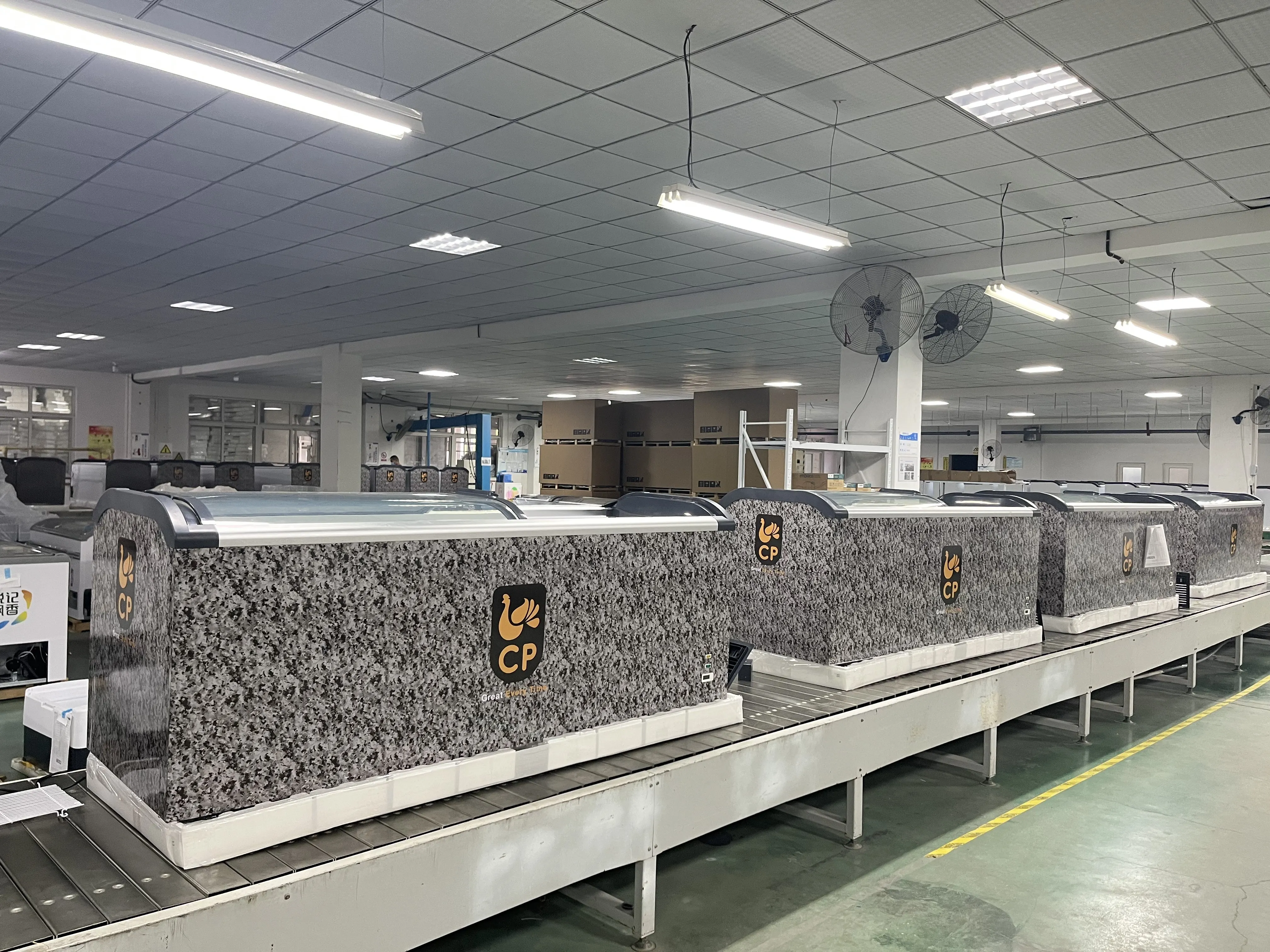 Kenkuhl Sliding Curved Glass Top Commercial Frozen Sussage Ice Cream ...
