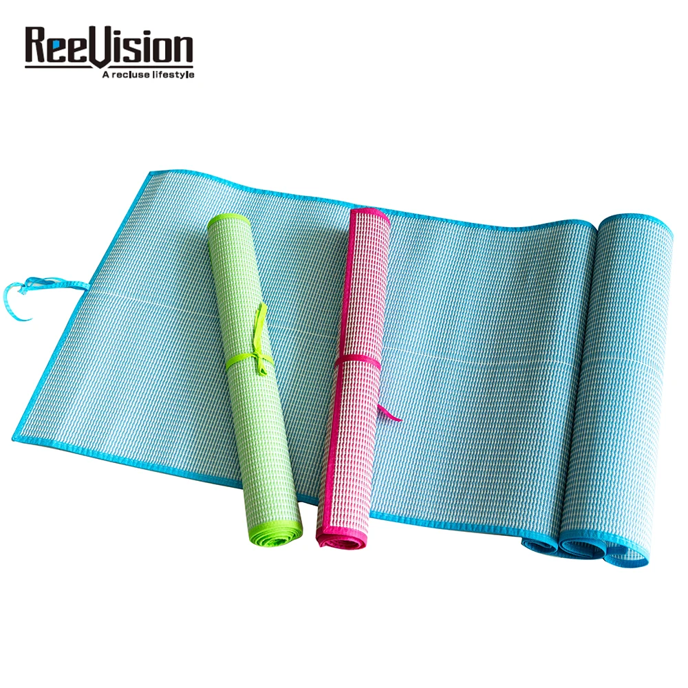Outdoor Woven Polypropylene Straw Beach Mat Waterproof Sandproof ...