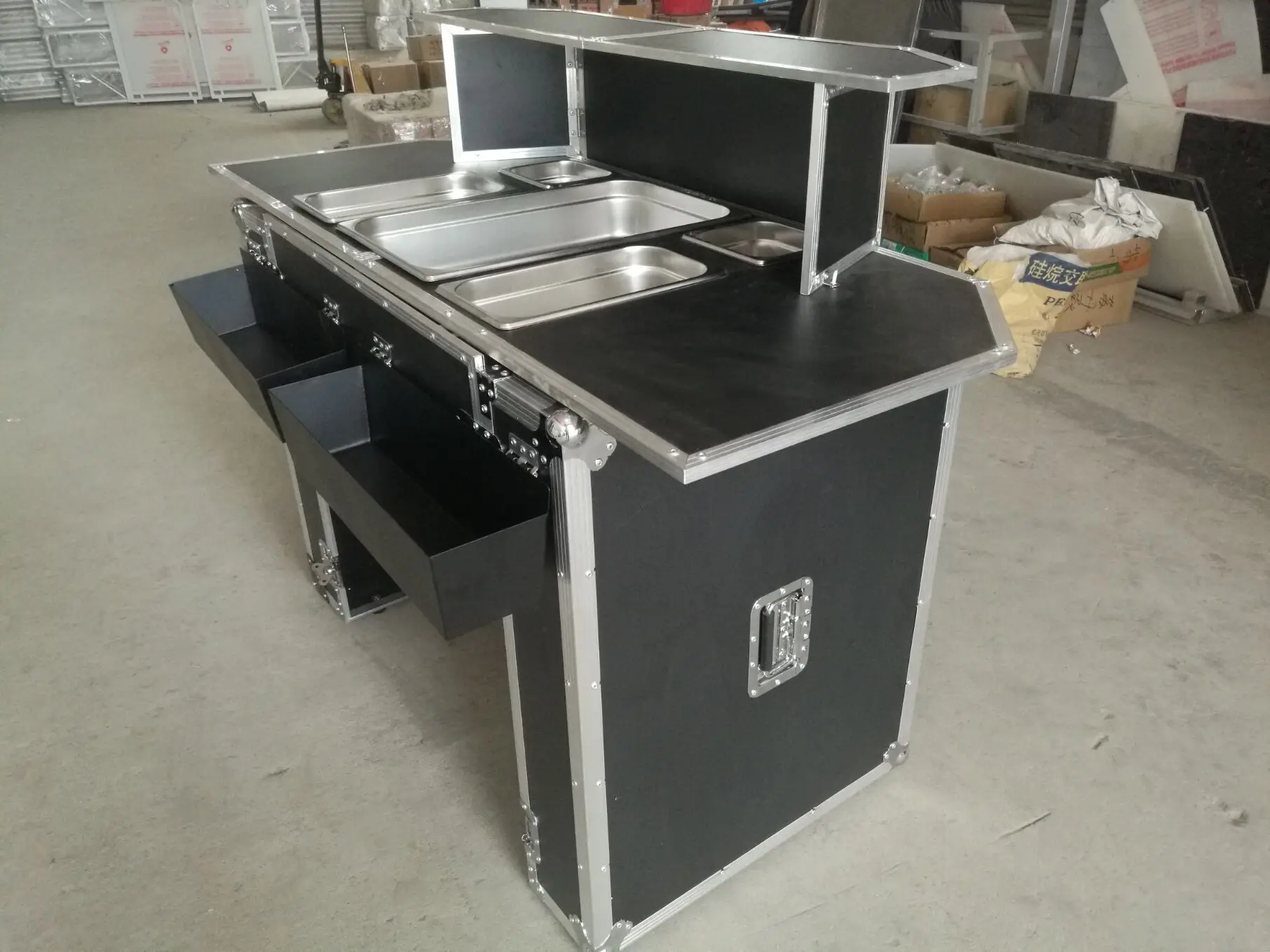 Mobile Bar Flight Case - Tool Box Storage for Assembly Bar