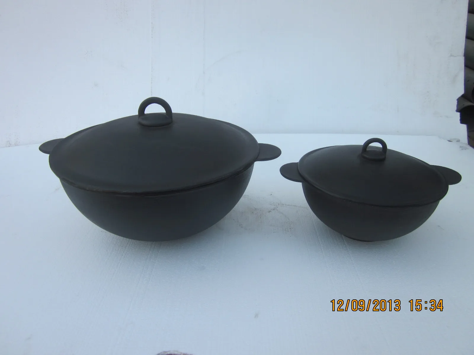 DXCMC Cast Iron Cauldrons - Durable and Versatile Pots