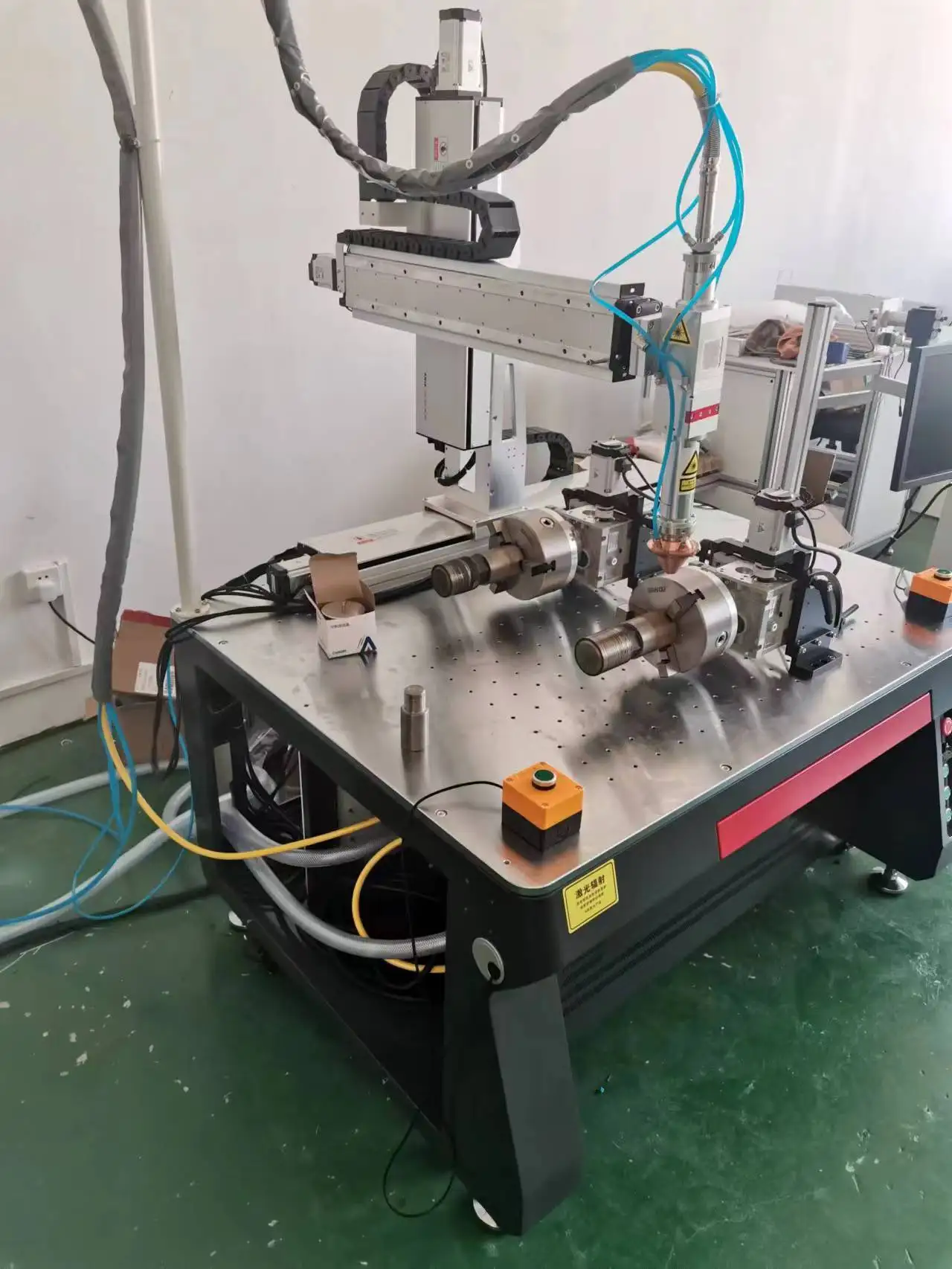 2000W Laser Cladding Machine - Precision Metal Cladding