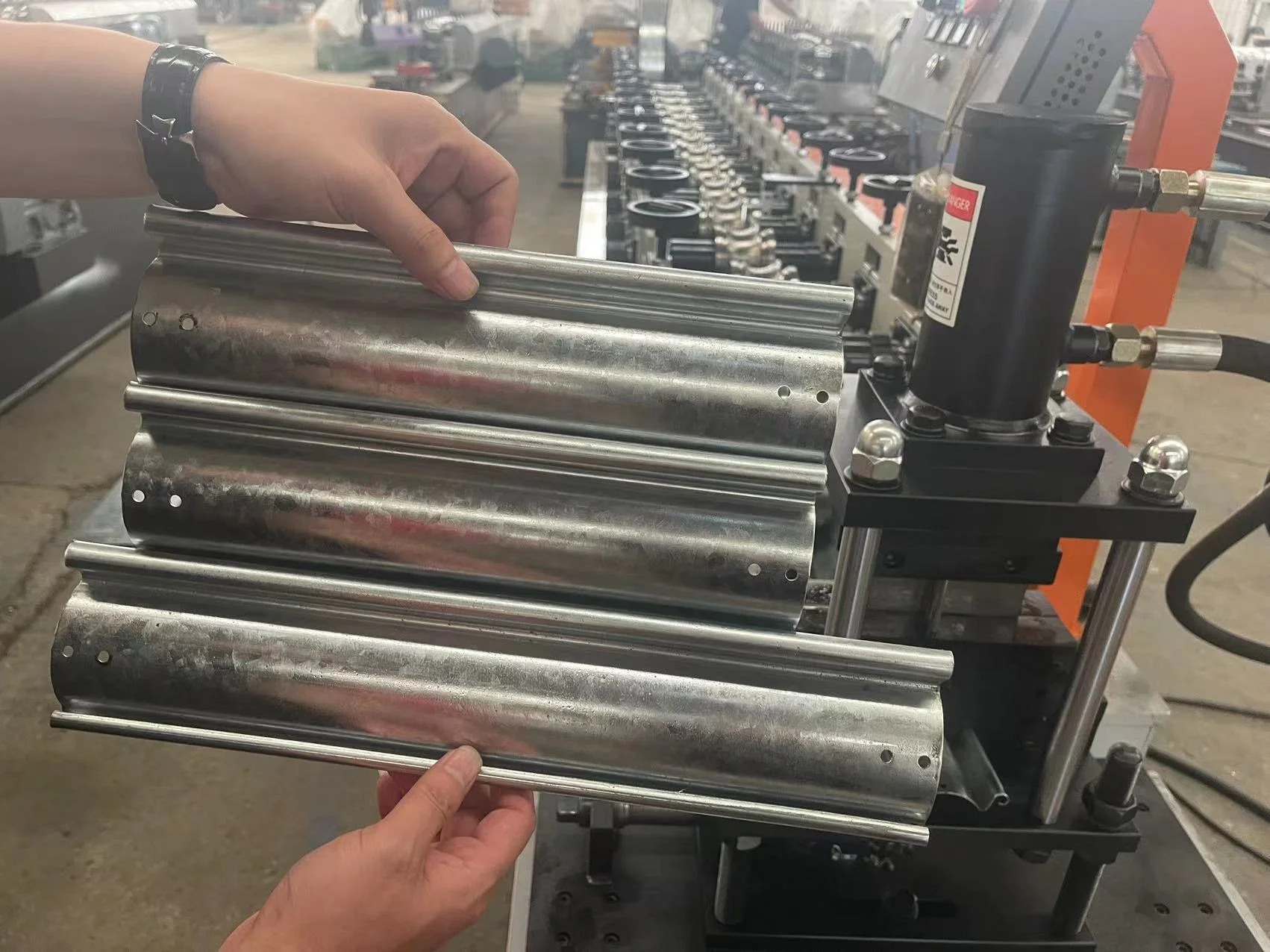 Slat Roller Shutter Door Making Machine Galvanized Slat Roller Shutter Door Roll Forming Machine ...