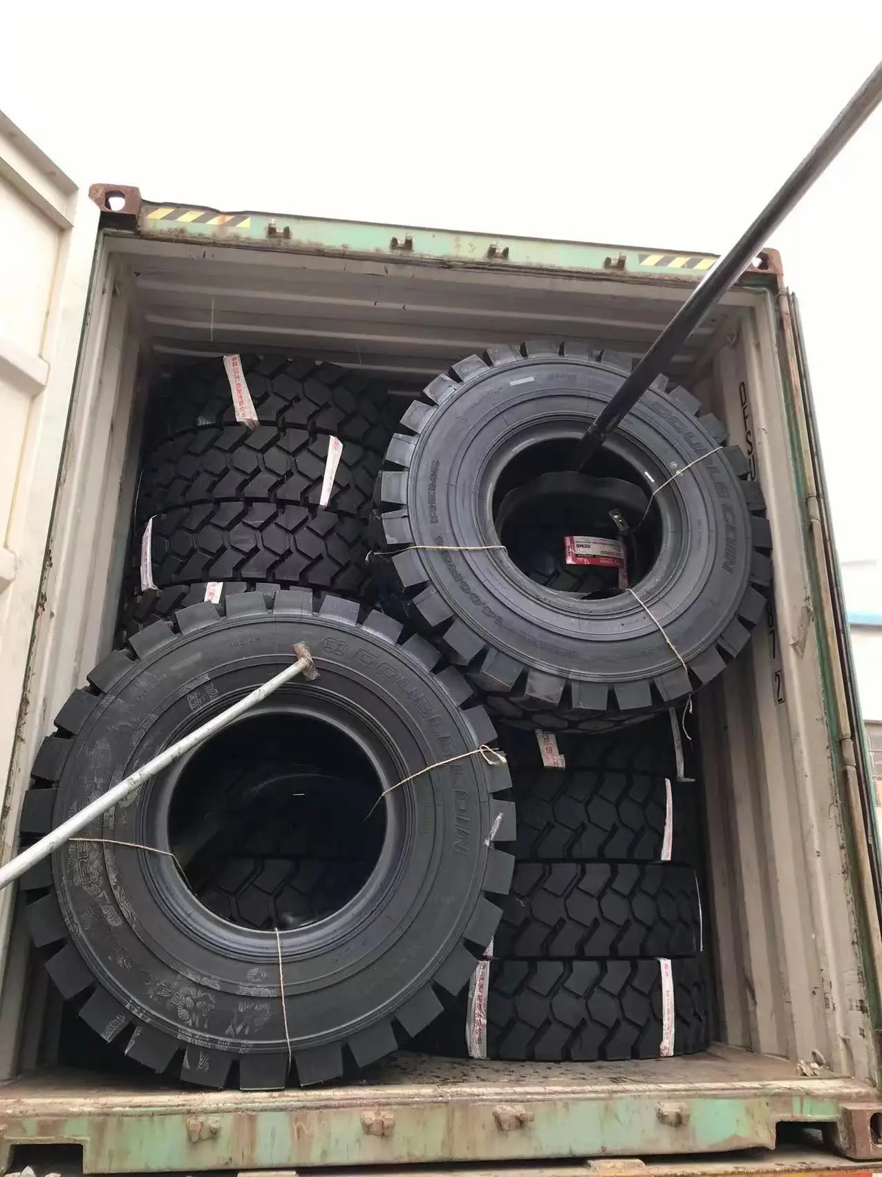 High Quality 420/85R34 FORERUNNER Agricultural Tire