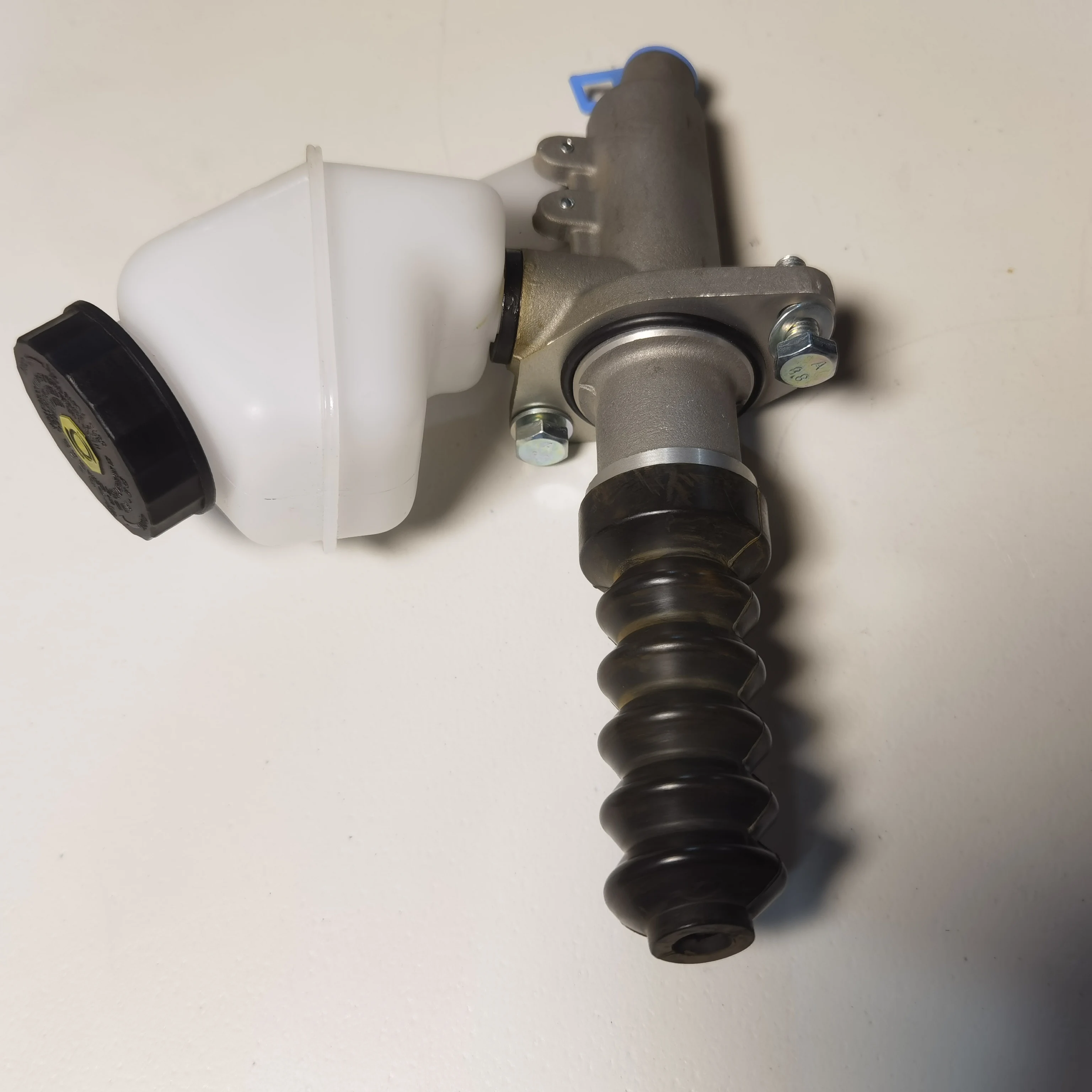Shacman Delong X3000 Clutch Master Cylinder Dz93189230090 Clutch Master ...