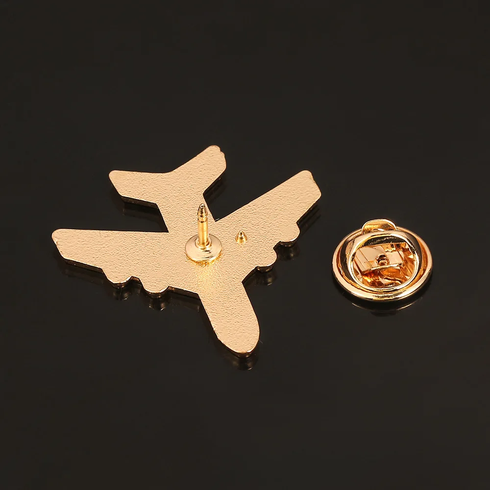 Cartoon Unique Airplane Enamel Pins Custom 3d Metal Airplane Lapel Pin ...