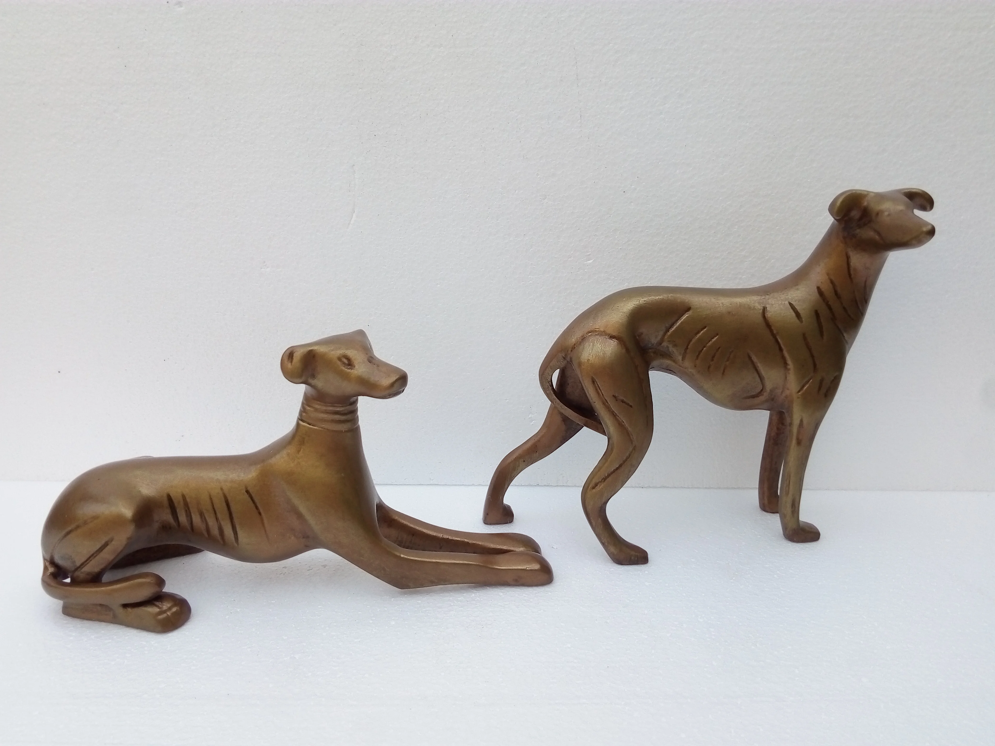 Metal Greyhound Dogs Statue Sculpture Pair for Home Decor