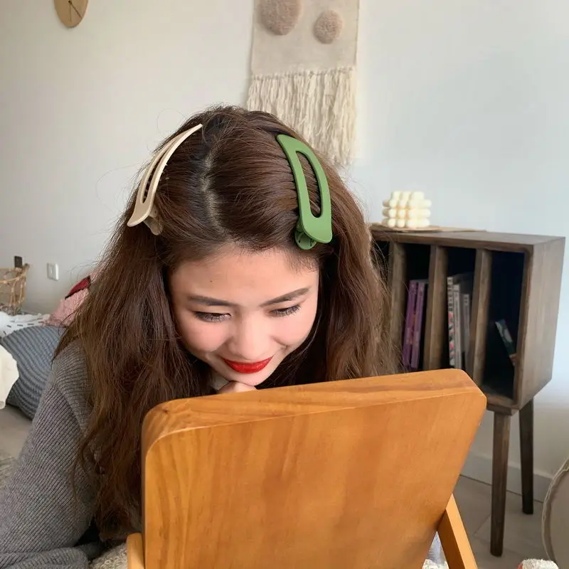 Tschick Oversize Hair Clamping Korean Large Frosted Candy Color Plastic ...