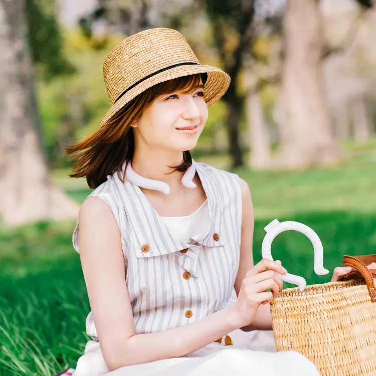 Japan Ice Neck Band Neck Cooler Cooling Ice Neck Ring Ice Ring - Buy ...