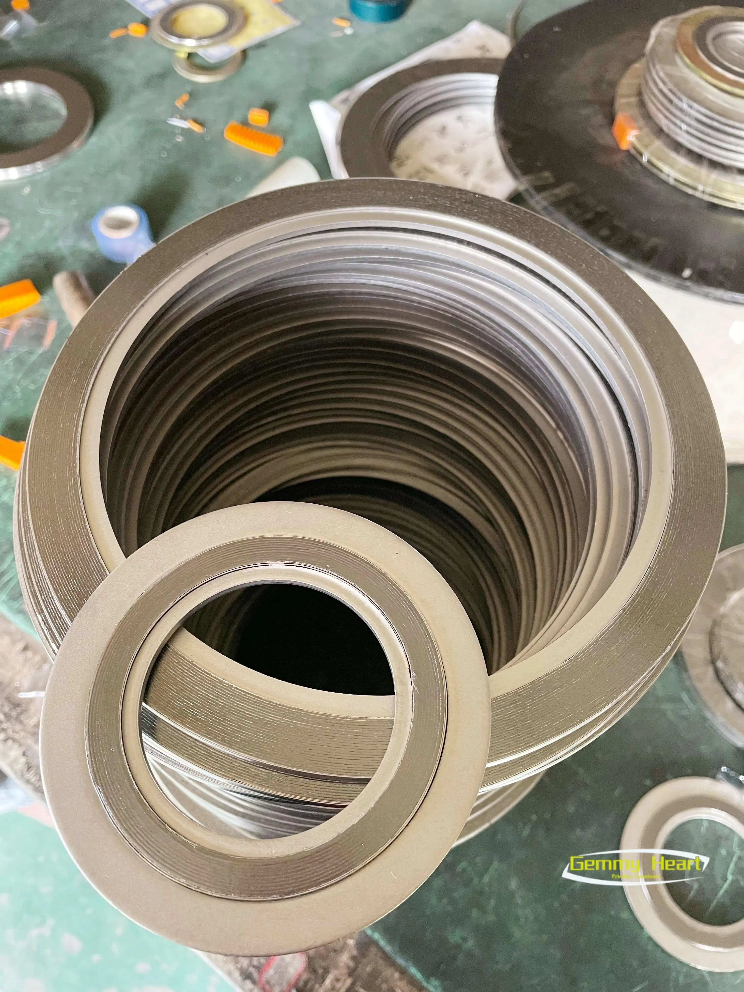 Metal Spiral Wound Gasket With 304 Or 316 Inner Ring Graphite Filled ...