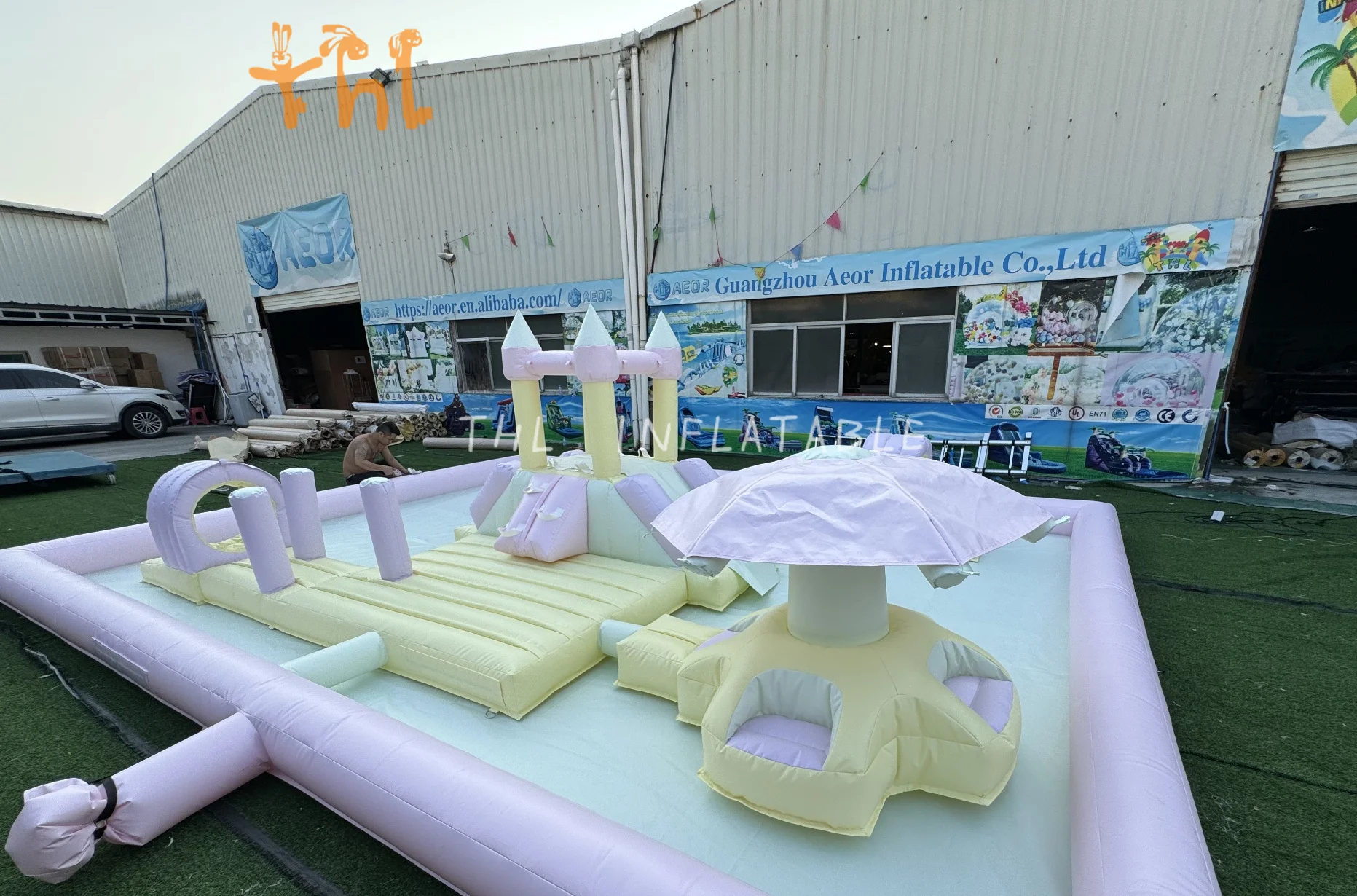 Outdoor Play Pvc White Obstacle Course Inflatable Pastel Bounce House ...