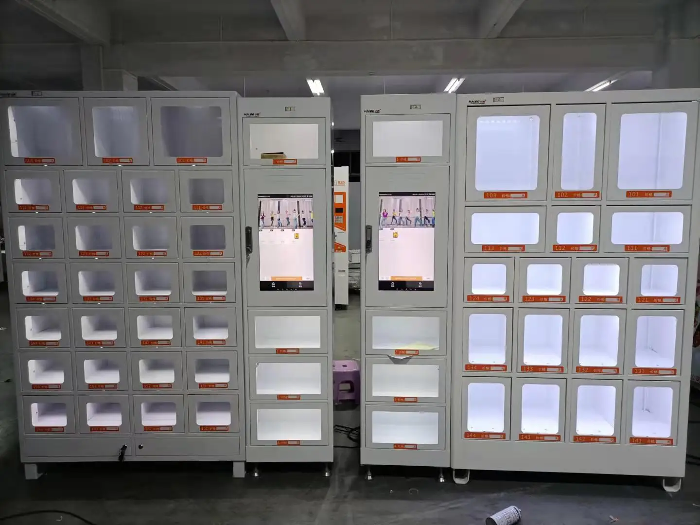 Haloo Vending Machine Supplier - Hot Food Locker Solutions