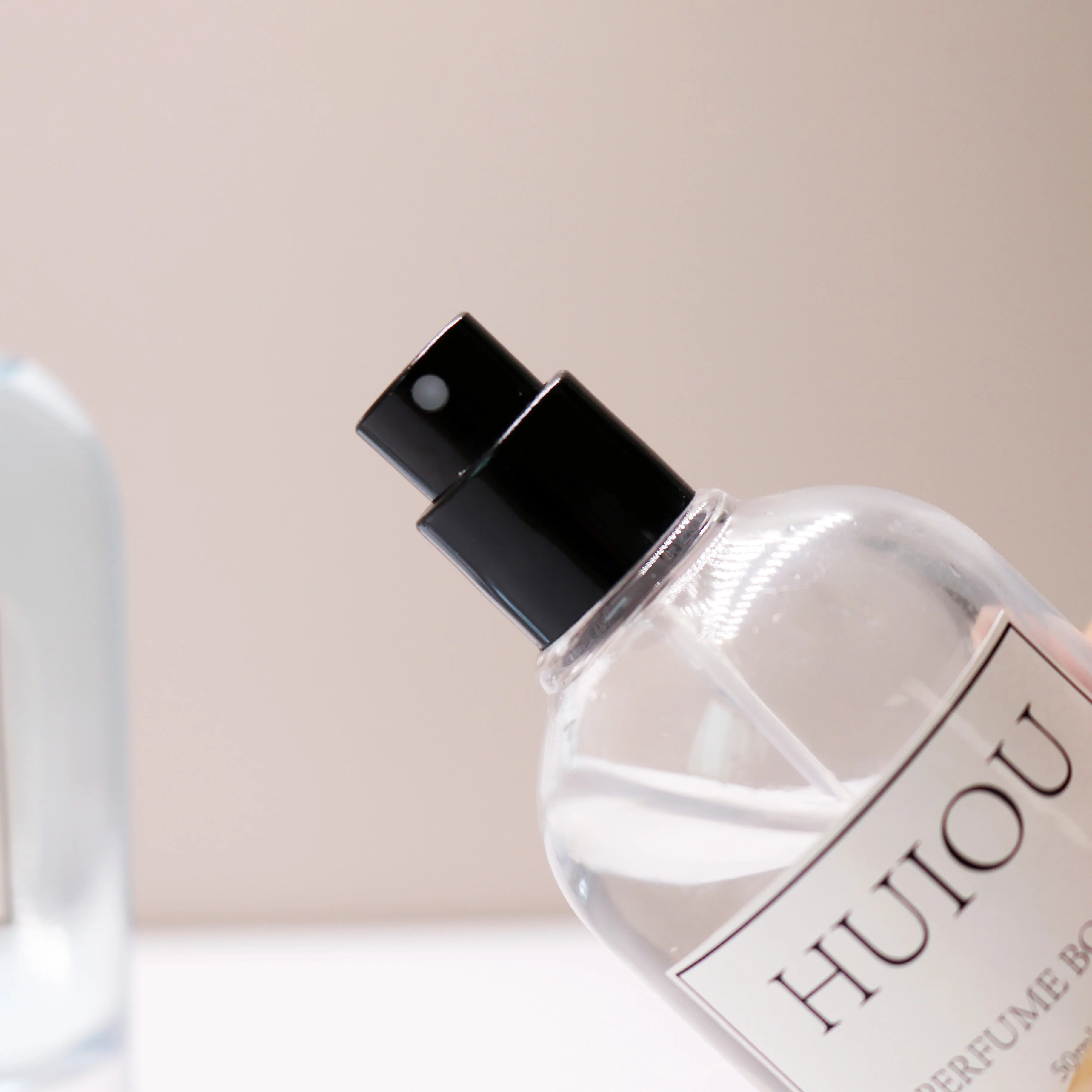 Luxury 30ml50ml100ml Empty Perfume Bottle with Black Lid| Alibaba.com