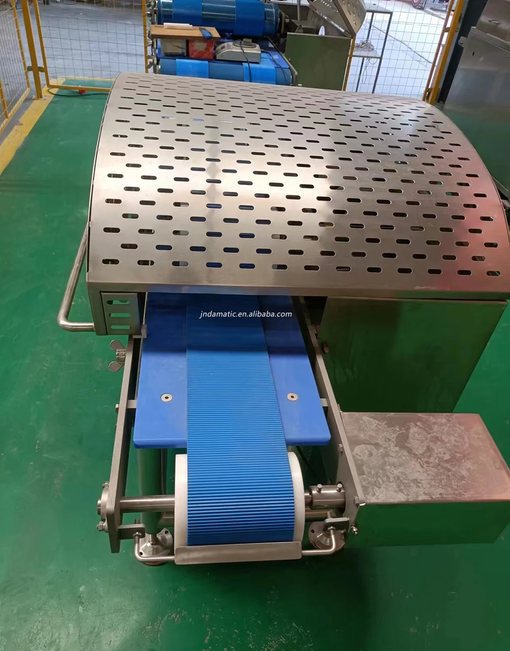 Horizontal Single Lane Conveyor Belt Poultry Food Processing Pork Beef ...