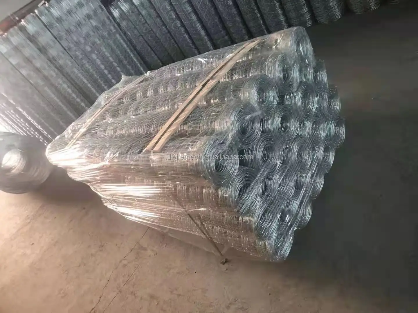 Hot Dip Galvanized Cattle/sheep/farm/field/deer Wire Mesh Fence Plain ...