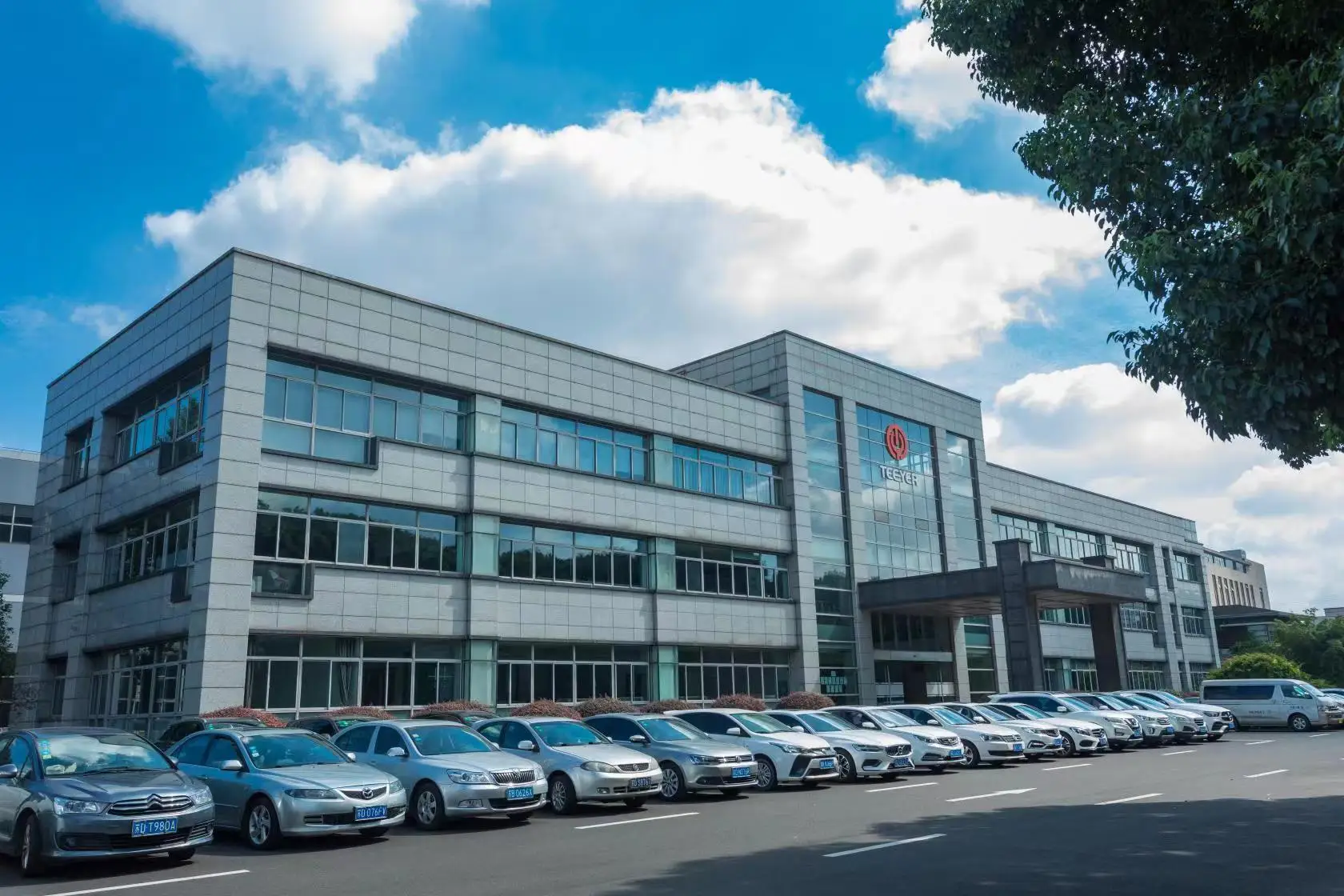 Aac Light Weight Blocks Block Production Machine - Buy Brick Making ...