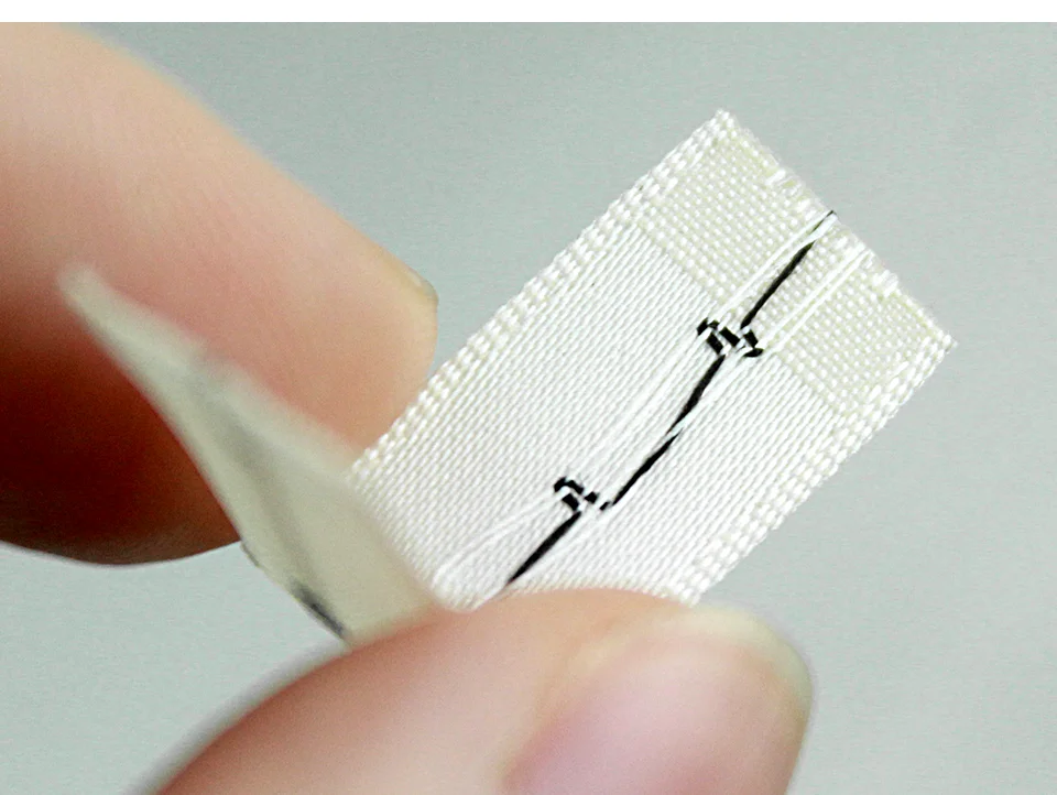 Custom Twill Woven Label With Your Own LOGO Clothing Fabric Tags ...