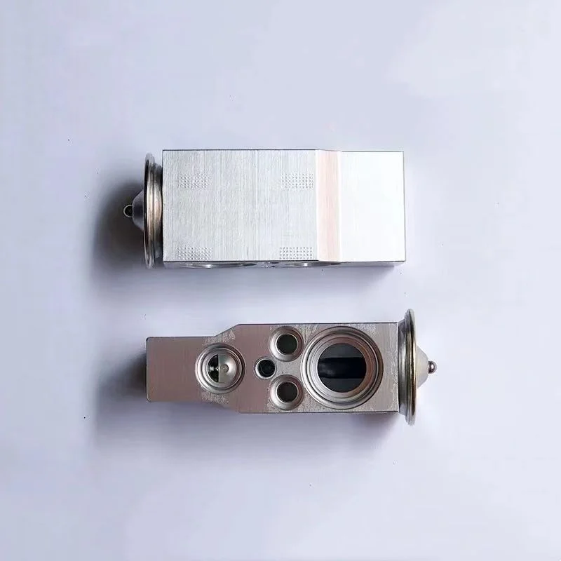 SINOTRUK HOWO Shacman Evaporator Assembly - High-Quality Truck Parts