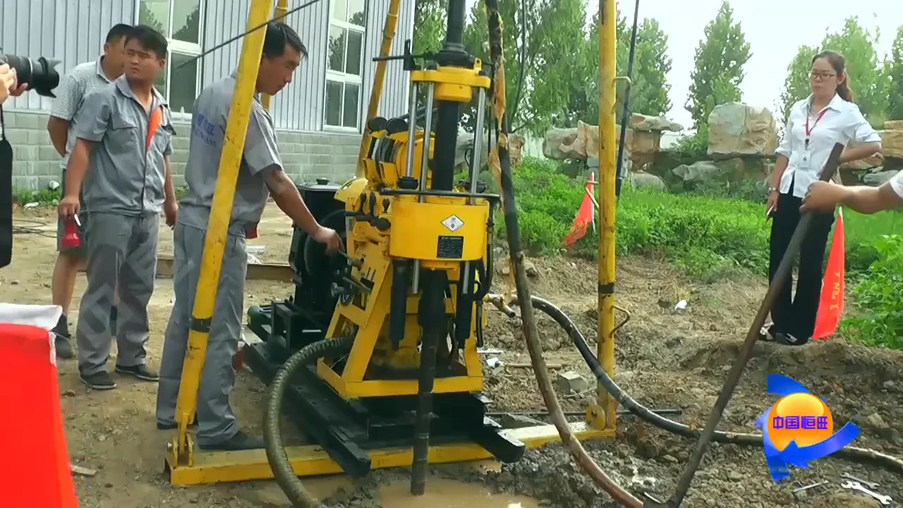230m Depth Wheel Type Water Well Drilling Rig; Machine To Dig Deep ...