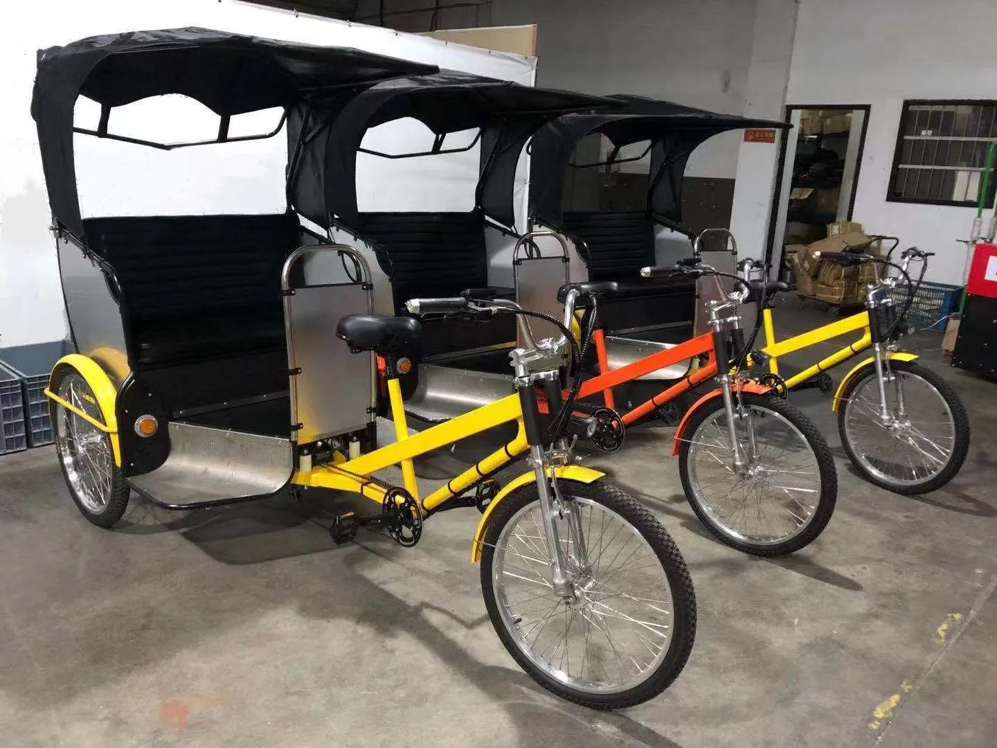 Motrike Heavy Loading 3 Wheeler Electric Bike Pedicab