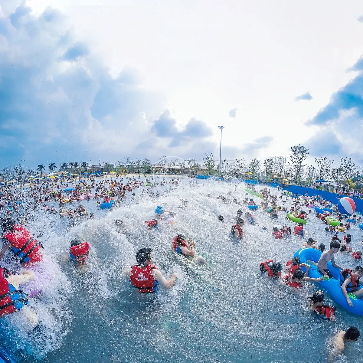 Flowrider Indoor Wave House - Surfing Machine for Water Parks